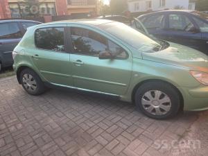 Green Peugeot 307 2003 in Daugavpils, with an engine capacity of 1.60 L and mileage of 160 thousand km for 850 €, photo 3 on AUTOMOTO.COM.LV