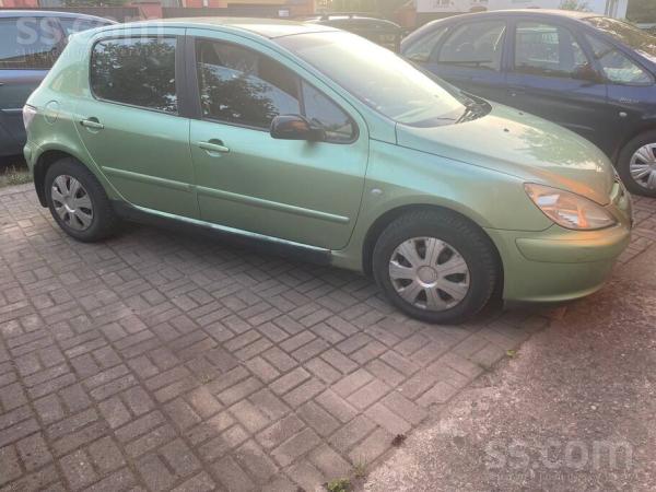 Zaļš Peugeot 307 2003 Daugavpils, ar dzinēja tilpumu 1.60 L un nobraukumu 160 tūkst. km par 850 €, foto 5 vietnē AUTOMOTO.COM.LV