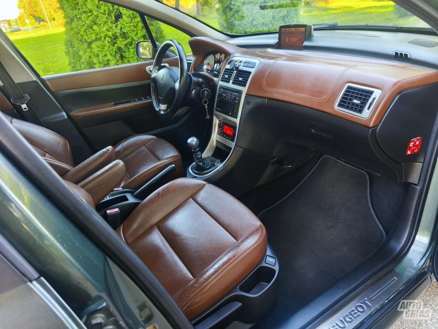 Zaļš Peugeot 307 2005 Tauragė, ar dzinēja tilpumu 2.00 L un nobraukumu 319 tūkst. km par 1650 €, foto 13 vietnē AUTOMOTO.COM.LV