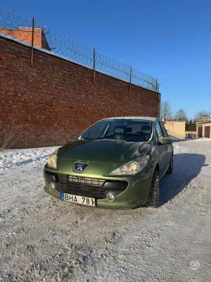 Zaļš Peugeot 307 2006 Šauļi, ar dzinēja tilpumu 1.60 L un nobraukumu 149 tūkst. km par 1750 €, foto  vietnē AUTOMOTO.COM.LV