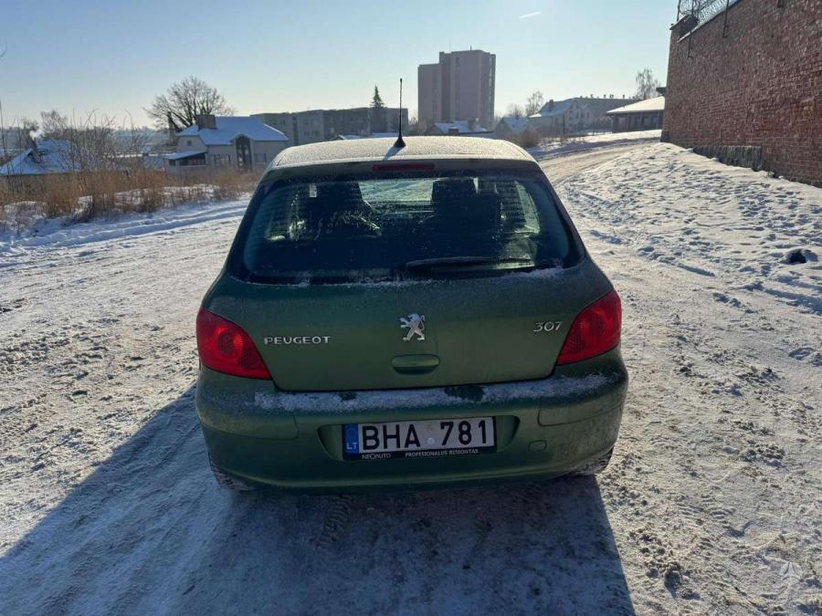 Zaļš Peugeot 307 2006 Šauļi, ar dzinēja tilpumu 1.60 L un nobraukumu 149 tūkst. km par 1750 €, foto 5 vietnē AUTOMOTO.COM.LV