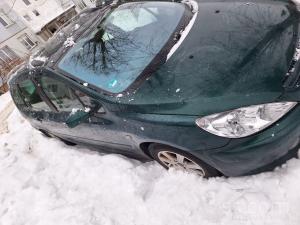 Zaļš Peugeot 307 2003 Daugavpils, ar dzinēja tilpumu 2.00 L un nobraukumu 300 tūkst. km par 1200 €, foto 4 vietnē AUTOMOTO.COM.LV