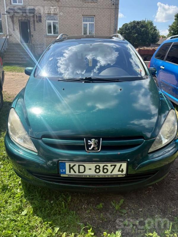 Green Peugeot 307 2003 in Kraslava, with an engine capacity of 2.00 L and mileage of 196 thousand km for 1100 €, photo 1 on AUTOMOTO.COM.LV