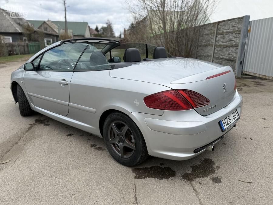 Grey Peugeot 307 2003 in Kaunas, with an engine capacity of 2.00 L and mileage of 236 thousand km for 1950 €, photo 5 on AUTOMOTO.COM.LV