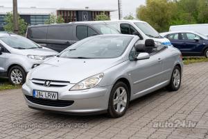 Pelēks Peugeot 307 2004 Tallina, ar dzinēja tilpumu 2.00 L un nobraukumu 190 tūkst. km par 3200 €, foto 3 vietnē AUTOMOTO.COM.LV