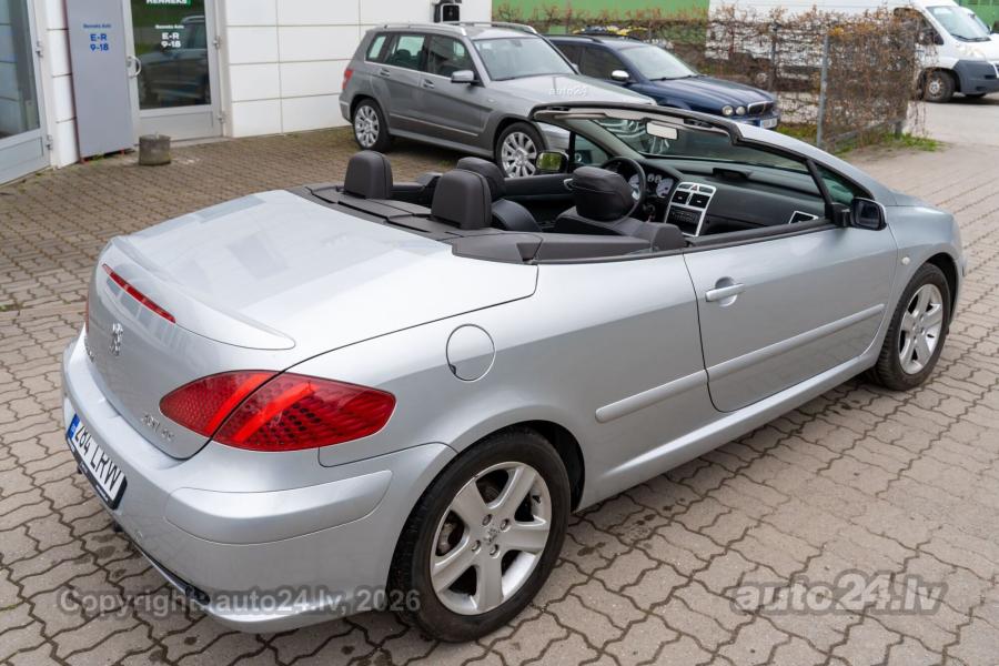 Pelēks Peugeot 307 2004 Tallina, ar dzinēja tilpumu 2.00 L un nobraukumu 190 tūkst. km par 3200 €, foto 5 vietnē AUTOMOTO.COM.LV