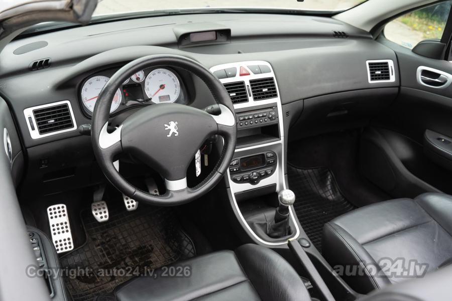Pelēks Peugeot 307 2004 Tallina, ar dzinēja tilpumu 2.00 L un nobraukumu 190 tūkst. km par 3200 €, foto 12 vietnē AUTOMOTO.COM.LV
