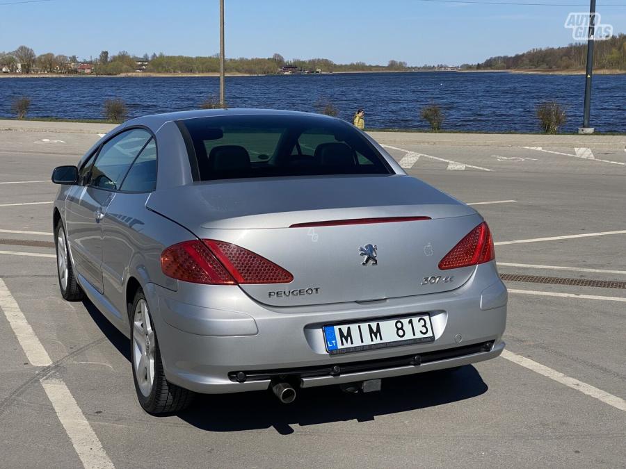 Серый Пежо 307 2004 в Шяуляй, объемом двигателя 2.00 л и пробегом 228 тыс. км за 1650 €, фото 6 на AUTOMOTO.COM.LV