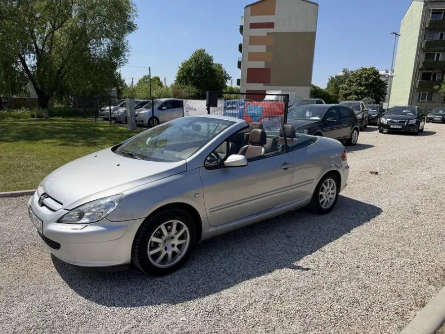 Grey Peugeot 307 2004 in Ventspils, with an engine capacity of 2.00 L and mileage of 236 thousand km for 1690 €, photo 1 on AUTOMOTO.COM.LV