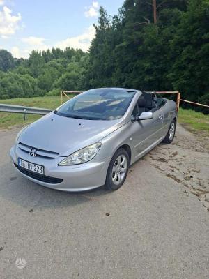 Pelēks Peugeot 307 2004 Jurbarkas, ar dzinēja tilpumu 2.00 L un nobraukumu 141 tūkst. km par 2700 €, foto 5 vietnē AUTOMOTO.COM.LV