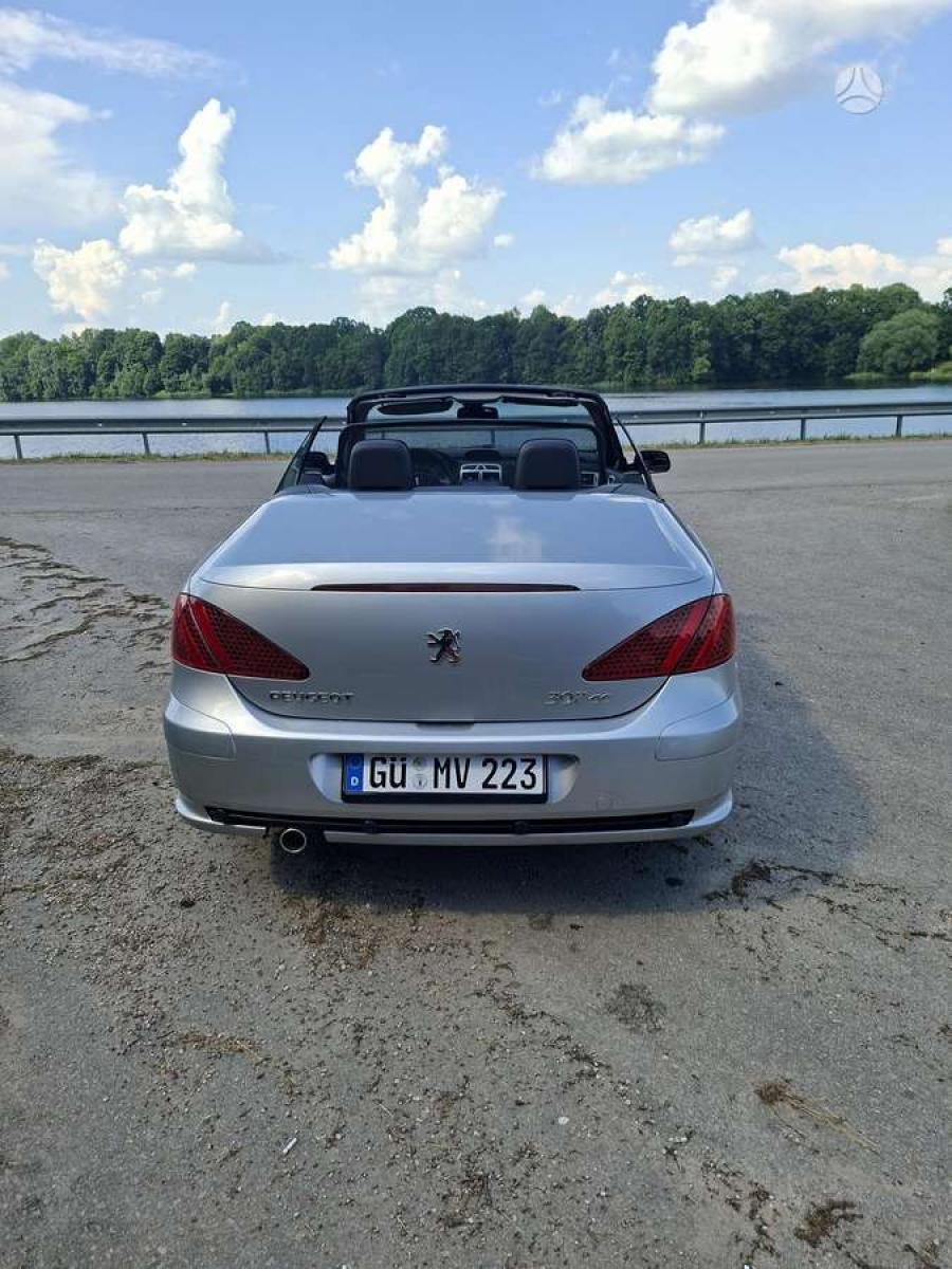 Pelēks Peugeot 307 2004 Jurbarkas, ar dzinēja tilpumu 2.00 L un nobraukumu 141 tūkst. km par 2700 €, foto 6 vietnē AUTOMOTO.COM.LV