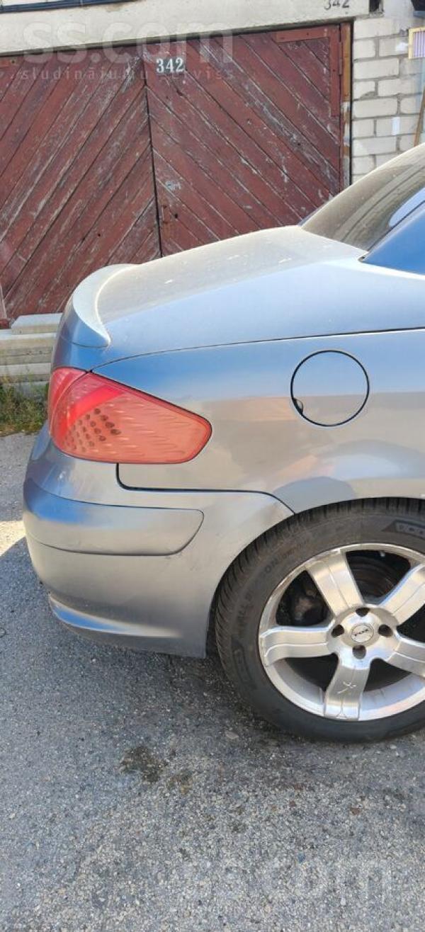 Pelēks Peugeot 307 2004 Rīga, ar dzinēja tilpumu 2.00 L un nobraukumu 280 tūkst. km par 850 €, foto 5 vietnē AUTOMOTO.COM.LV