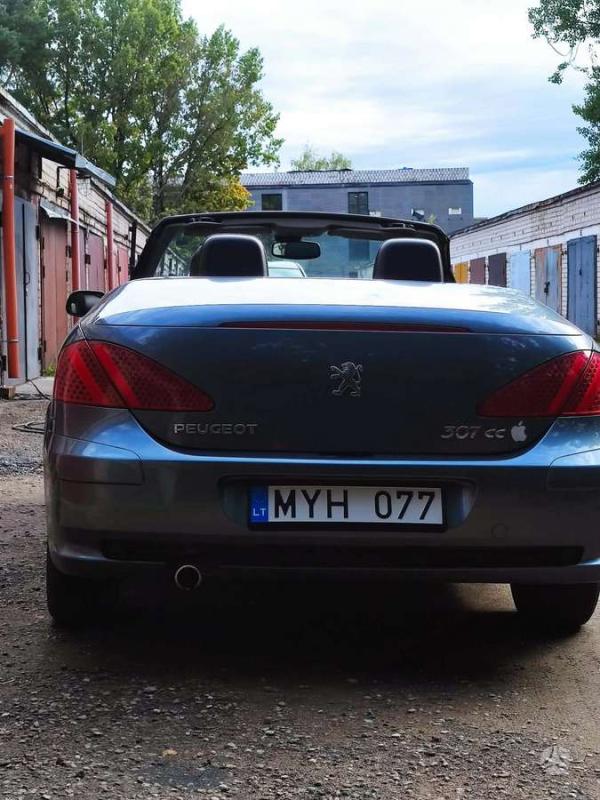 Grey Peugeot 307 2005 in Vilnius, with an engine capacity of 2.00 L and mileage of 242 thousand km for 2300 €, photo 5 on AUTOMOTO.COM.LV