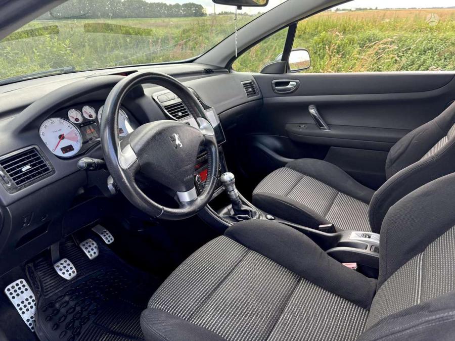 Pelēks Peugeot 307 2006 Kauņa, ar dzinēja tilpumu 1.59 L un nobraukumu 210 tūkst. km par 600 €, foto 15 vietnē AUTOMOTO.COM.LV