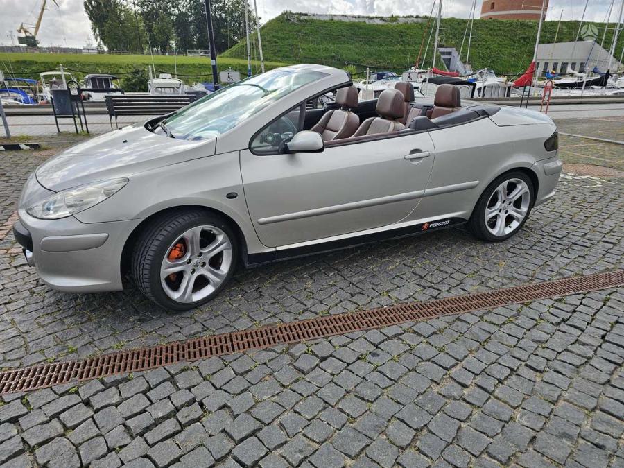 Серый Пежо 307 2007 в Клайпеда, объемом двигателя 2.00 л и пробегом 245 тыс. км за 2600 €, фото 1 на AUTOMOTO.COM.LV