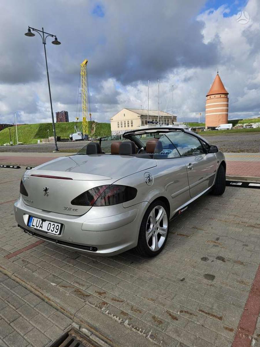 Серый Пежо 307 2007 в Клайпеда, объемом двигателя 2.00 л и пробегом 245 тыс. км за 2600 €, фото 10 на AUTOMOTO.COM.LV