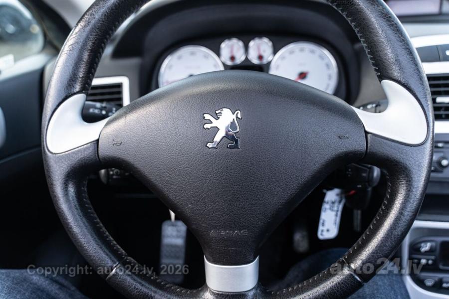 Grey Peugeot 307 2004 in Tallinn, with an engine capacity of 2.00 L and mileage of 190 thousand km for 3200 €, photo 24 on AUTOMOTO.COM.LV