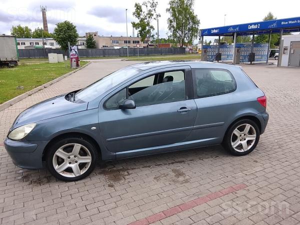 Grey Peugeot 307 2004 in Rezekne, with an engine capacity of 2.00 L and mileage of 332 thousand km for 650 €, photo 4 on AUTOMOTO.COM.LV