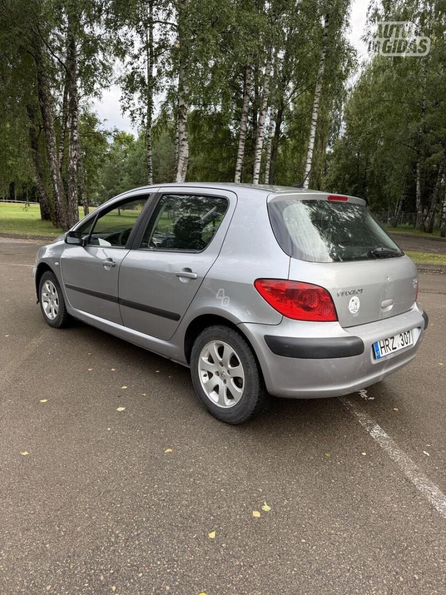 Pelēks Peugeot 307 2001 Jurbarkas, ar dzinēja tilpumu 2.00 L un nobraukumu 252 tūkst. km par 480 €, foto 5 vietnē AUTOMOTO.COM.LV