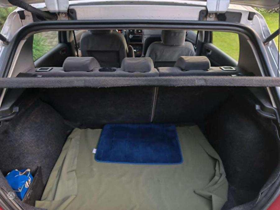 Grey Peugeot 307 2001 in Kaunas, with an engine capacity of 2.00 L and mileage of 268 thousand km for 550 €, photo 10 on AUTOMOTO.COM.LV