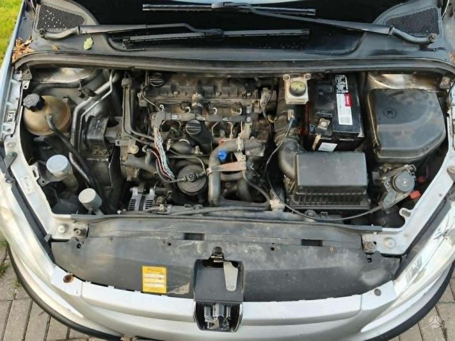 Grey Peugeot 307 2001 in Kaunas, with an engine capacity of 2.00 L and mileage of 268 thousand km for 550 €, photo 11 on AUTOMOTO.COM.LV