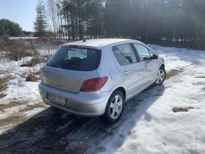 Grey Peugeot 307 2002 in Kaunas, with an engine capacity of 2.00 L and mileage of 346 thousand km for 700 €, photo  on AUTOMOTO.COM.LV