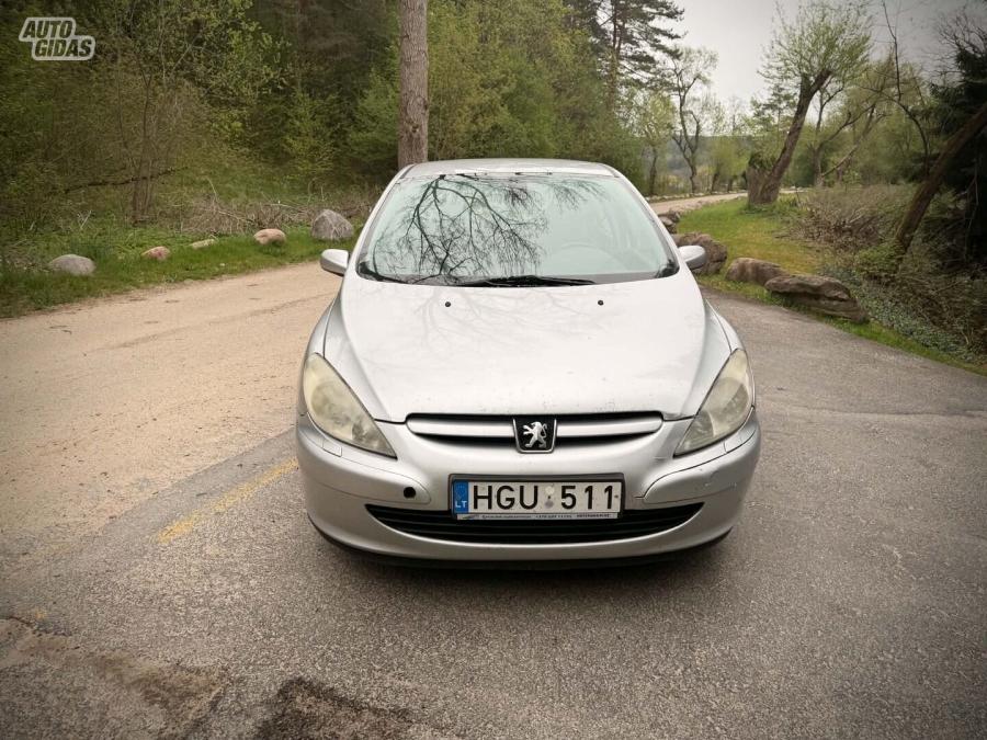Pelēks Peugeot 307 2002 Viļņa, ar dzinēja tilpumu 2.00 L un nobraukumu 320 tūkst. km par 600 €, foto 3 vietnē AUTOMOTO.COM.LV