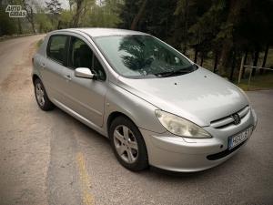 Pelēks Peugeot 307 2002 Viļņa, ar dzinēja tilpumu 2.00 L un nobraukumu 320 tūkst. km par 600 €, foto 4 vietnē AUTOMOTO.COM.LV