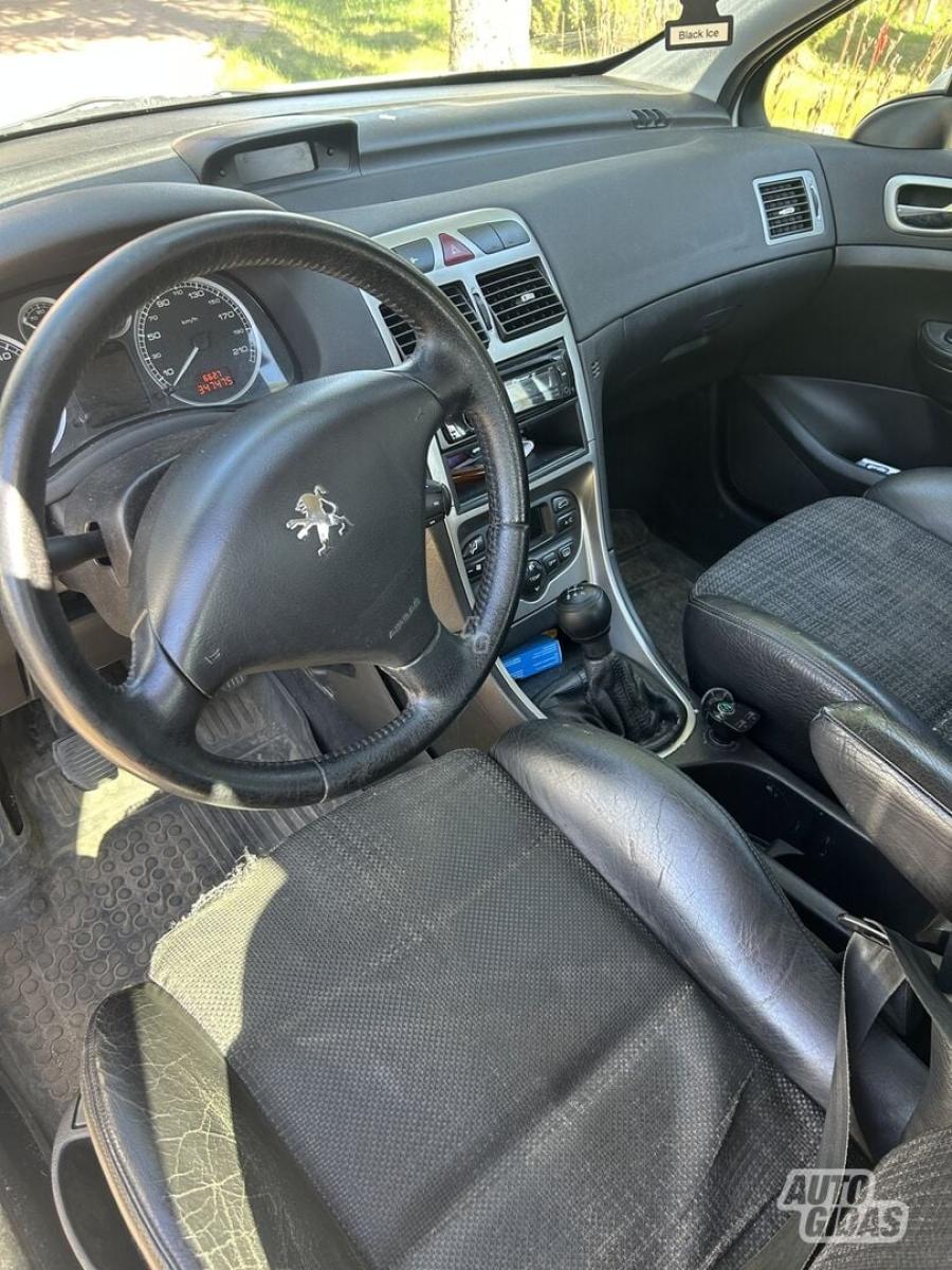 Pelēks Peugeot 307 2002 Viļņa, ar dzinēja tilpumu 2.00 L un nobraukumu 320 tūkst. km par 600 €, foto 7 vietnē AUTOMOTO.COM.LV