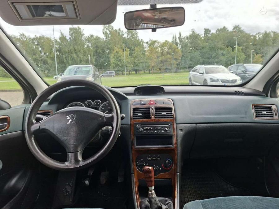 Серый Пежо 307 2002 в Шяуляй, объемом двигателя 1.60 л и пробегом 265 тыс. км за 850 €, фото 8 на AUTOMOTO.COM.LV