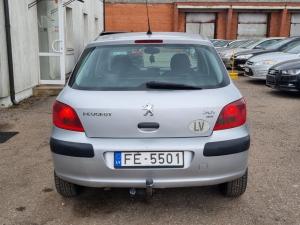 Pelēks Peugeot 307 2003 Rīga, ar dzinēja tilpumu 1.40 L un nobraukumu 296 tūkst. km par 1100 €, foto 3 vietnē AUTOMOTO.COM.LV