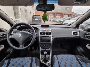 Pelēks Peugeot 307 2003 Rīga, ar dzinēja tilpumu 1.40 L un nobraukumu 296 tūkst. km par 1100 €, foto 11 vietnē AUTOMOTO.COM.LV