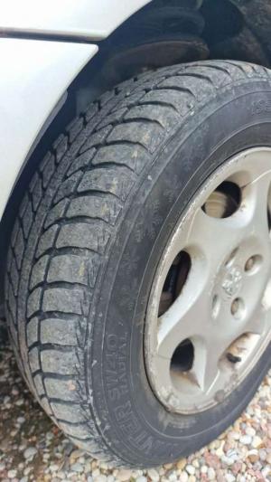 Pelēks Peugeot 307 2003 Kėdainiai, ar dzinēja tilpumu 2.00 L un nobraukumu 243 tūkst. km par 1000 €, foto 11 vietnē AUTOMOTO.COM.LV