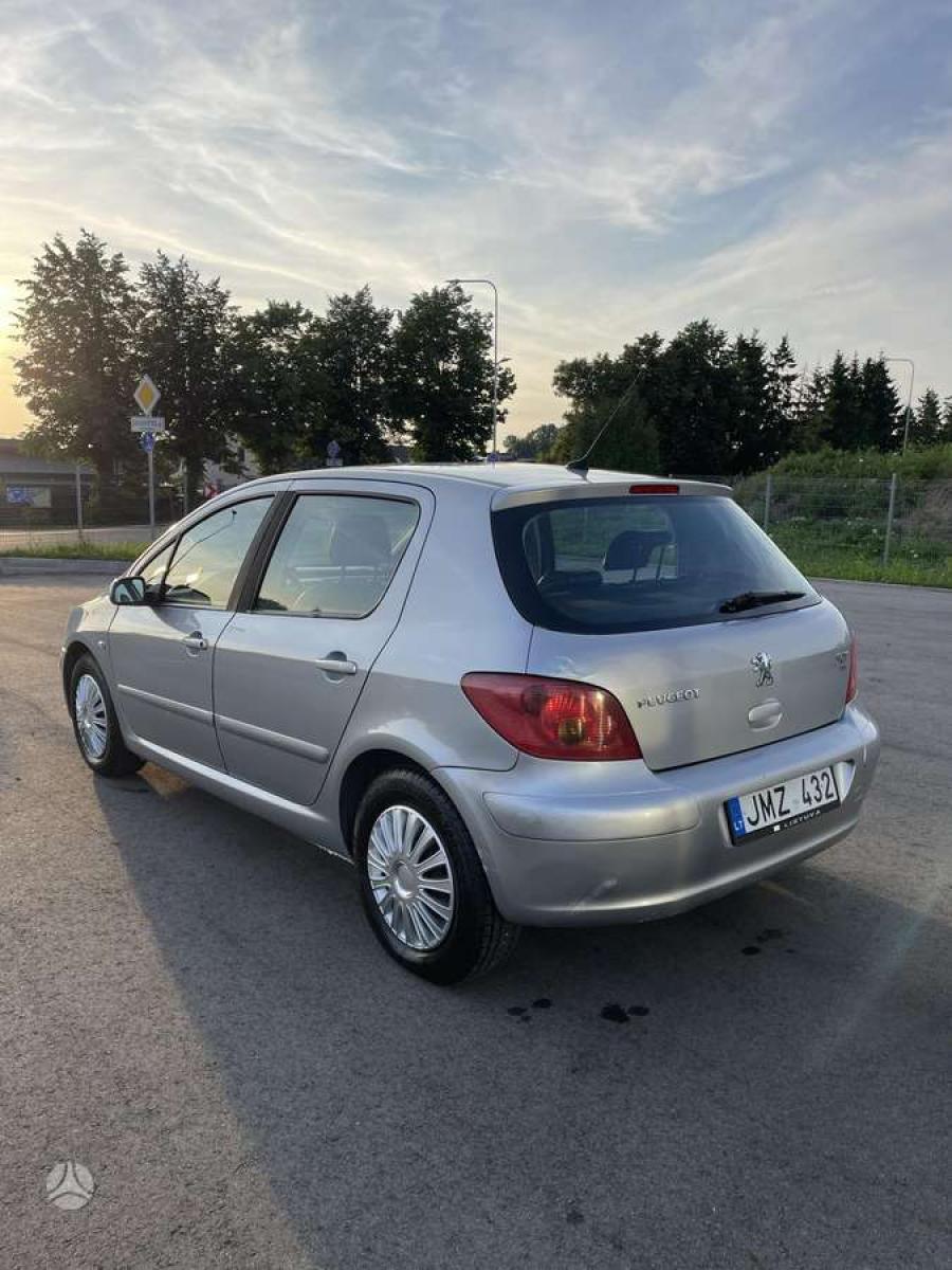 Pelēks Peugeot 307 2003 Kretinga, ar dzinēja tilpumu 2.00 L un nobraukumu 322 tūkst. km par 800 €, foto 5 vietnē AUTOMOTO.COM.LV