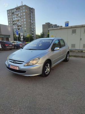 Pelēks Peugeot 307 2003 Kauņa, ar dzinēja tilpumu 2.00 L un nobraukumu 220 tūkst. km par 1000 €, foto 4 vietnē AUTOMOTO.COM.LV
