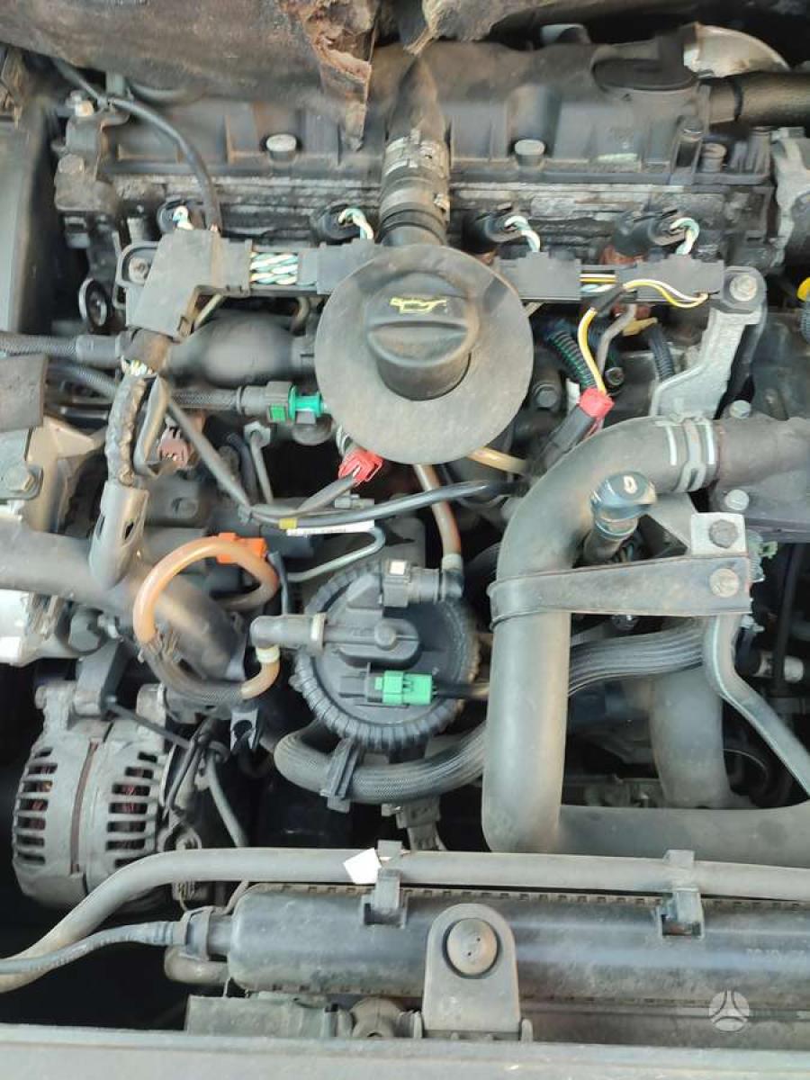 Pelēks Peugeot 307 2003 Kauņa, ar dzinēja tilpumu 2.00 L un nobraukumu 220 tūkst. km par 1000 €, foto 17 vietnē AUTOMOTO.COM.LV