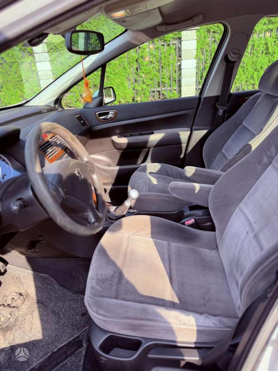 Grey Peugeot 307 2003 in Kaunas, with an engine capacity of 2.00 L and mileage of 376 thousand km for 700 €, photo 18 on AUTOMOTO.COM.LV