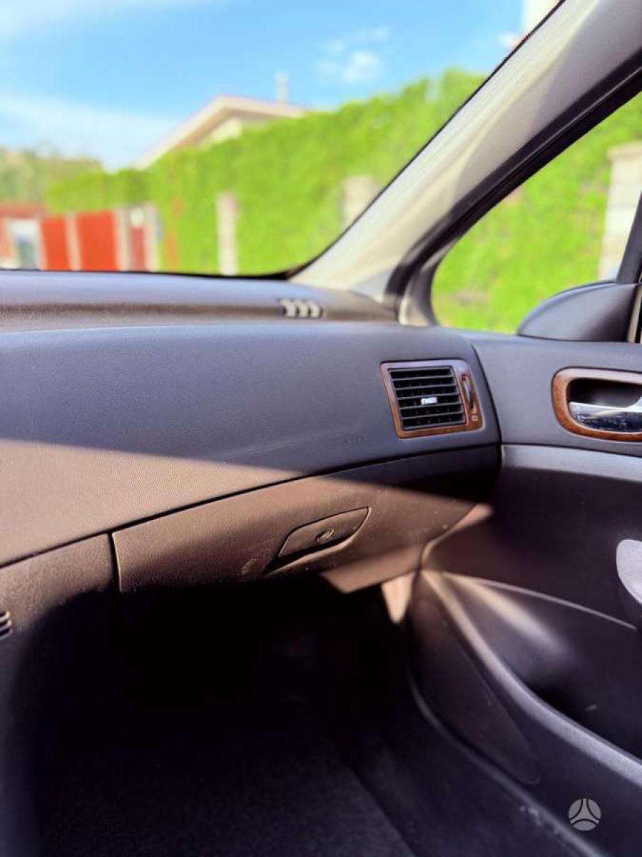 Grey Peugeot 307 2003 in Kaunas, with an engine capacity of 2.00 L and mileage of 376 thousand km for 700 €, photo 25 on AUTOMOTO.COM.LV