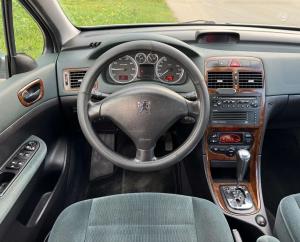 Pelēks Peugeot 307 2003 Viļņa, ar dzinēja tilpumu 1.60 L un nobraukumu 212 tūkst. km par 1750 €, foto 12 vietnē AUTOMOTO.COM.LV