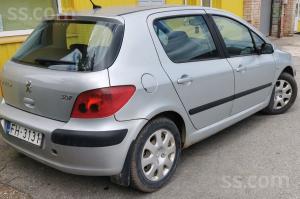 Grey Peugeot 307 2004 in Aluksne, with an engine capacity of 1.60 L and mileage of 326 thousand km for 650 €, photo 1 on AUTOMOTO.COM.LV