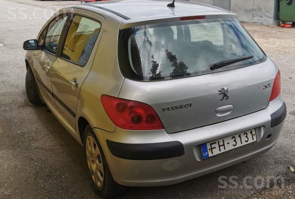 Серый Пежо 307 2004 в Алуксне, объемом двигателя 1.60 л и пробегом 326 тыс. км за 650 €, фото 3 на AUTOMOTO.COM.LV