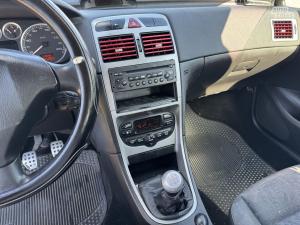Grey Peugeot 307 2004 in Ukmerge, with an engine capacity of 1.60 L and mileage of 365 thousand km for 650 €, photo 11 on AUTOMOTO.COM.LV
