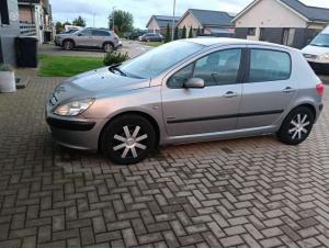 Grey Peugeot 307 2004 in Akmene, with an engine capacity of 2.00 L and mileage of 260 thousand km for 850 €, photo 4 on AUTOMOTO.COM.LV