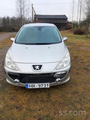 Pelēks Peugeot 307 2005 Preiļi, ar dzinēja tilpumu 1.60 L un nobraukumu 116 tūkst. km par 1290 €, foto  vietnē AUTOMOTO.COM.LV