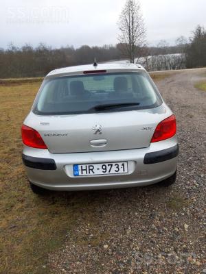Grey Peugeot 307 2005 in Preili, with an engine capacity of 1.60 L and mileage of 116 thousand km for 1290 €, photo 2 on AUTOMOTO.COM.LV