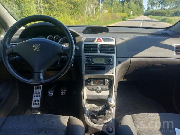 Серый Пежо 307 2005 в Даугавпилс, объемом двигателя 2.00 л и пробегом 0 тыс. км за 1100 €, фото 7 на AUTOMOTO.COM.LV
