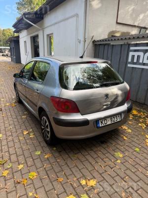 Pelēks Peugeot 307 2005 Rīga, ar dzinēja tilpumu 1.40 L un nobraukumu 240 tūkst. km par 1300 €, foto 8 vietnē AUTOMOTO.COM.LV