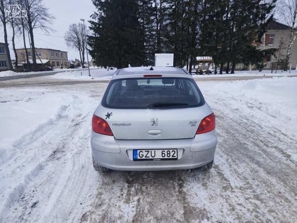 Grey Peugeot 307 2006 in Raseiniai, with an engine capacity of 1.60 L and mileage of 100 thousand km for 1050 €, photo 6 on AUTOMOTO.COM.LV
