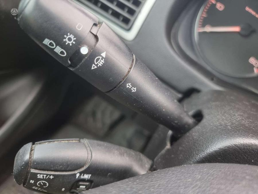 Pelēks Peugeot 307 2006 Kauņa, ar dzinēja tilpumu 1.56 L un nobraukumu 290 tūkst. km par 830 €, foto 15 vietnē AUTOMOTO.COM.LV