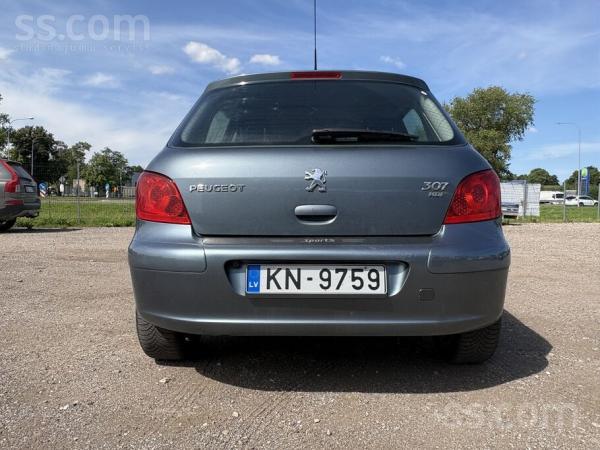 Pelēks Peugeot 307 2006 Daugavpils, ar dzinēja tilpumu 1.60 L un nobraukumu 254 tūkst. km par 799 €, foto 4 vietnē AUTOMOTO.COM.LV
